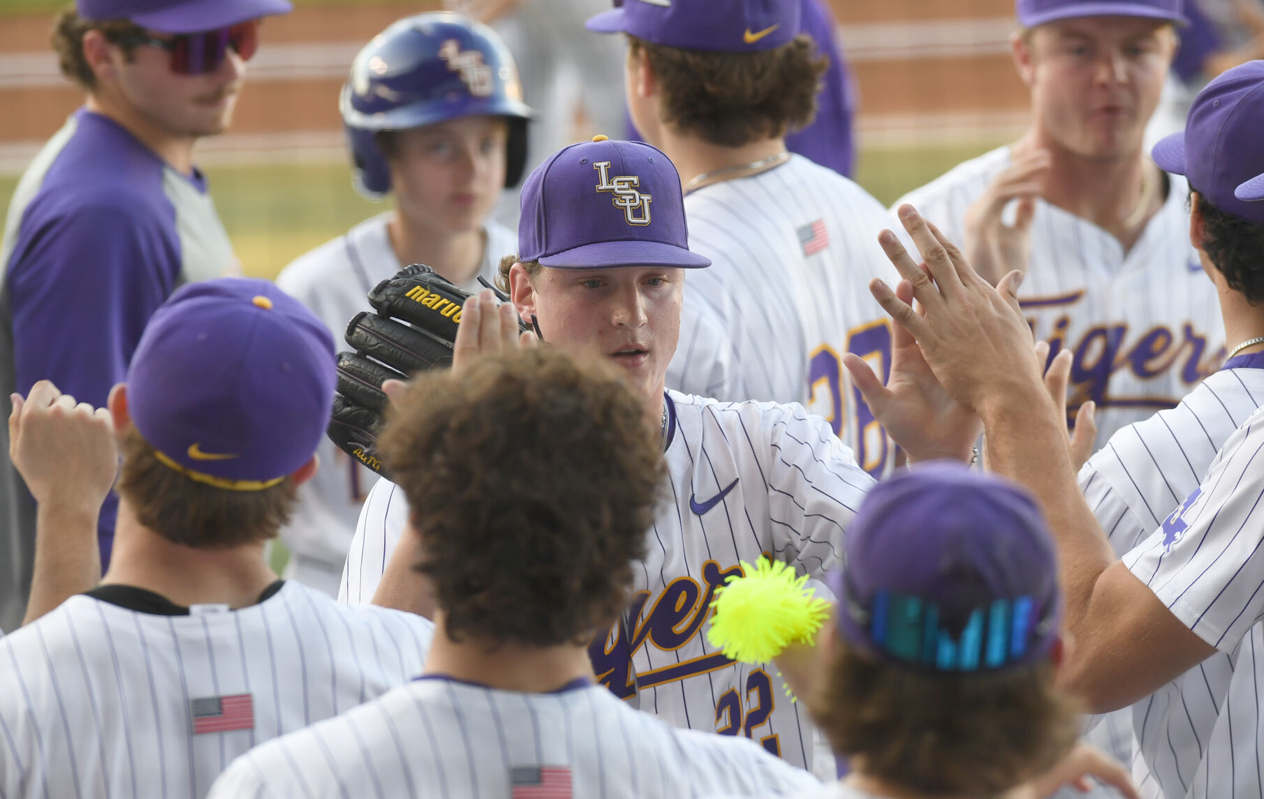 LSU baseball loses to Oklahoma, Cooper Moore exits early | LSU ...
