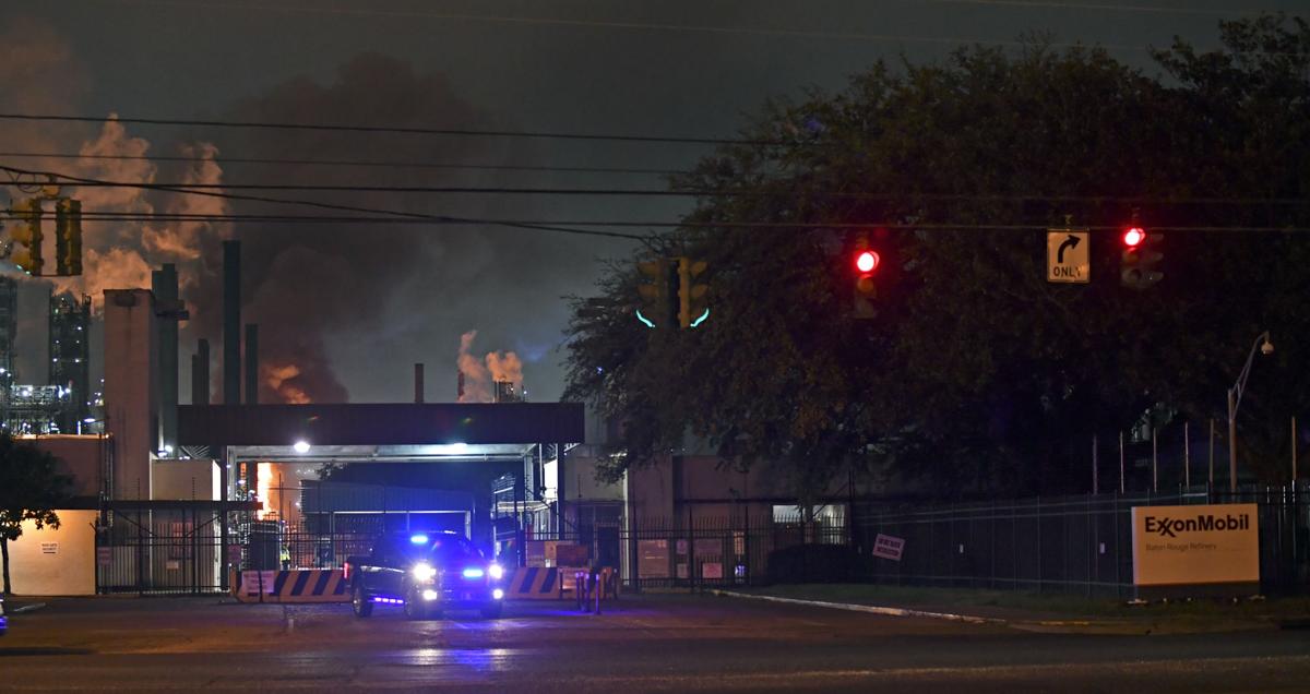 ExxonMobil fire released carcinogenic chemicals, report says, but ...