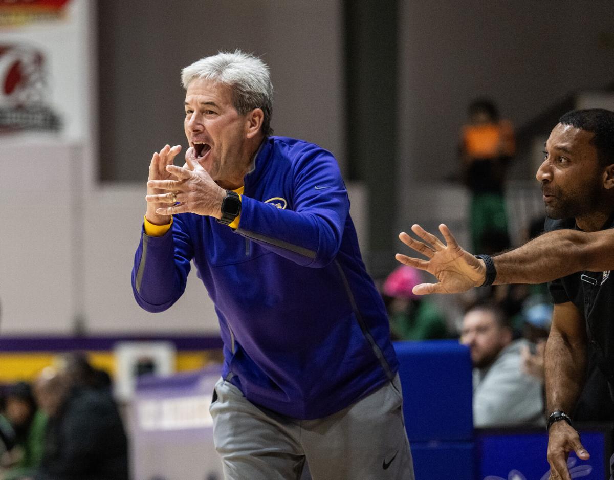 Denham Springs takes down St. Amant to clinch 5-5A runner-up | High ...