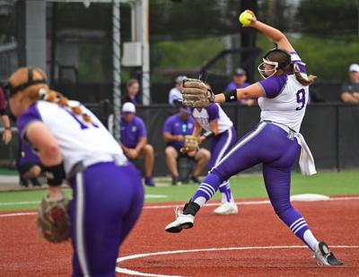 Dutchtown edges Walker 3-2 on bunt play; top seed ousts SAHS | High ...