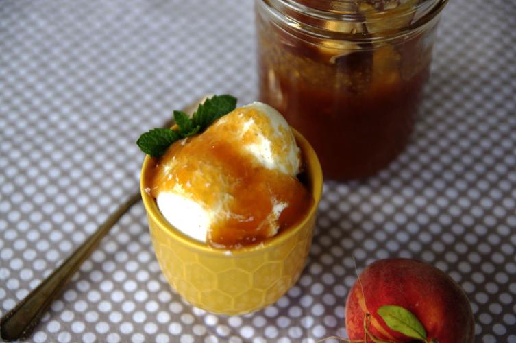 I Eat La.: Recipes for Vanilla Bean Ice Cream, Strawberry Basil Coulis ...