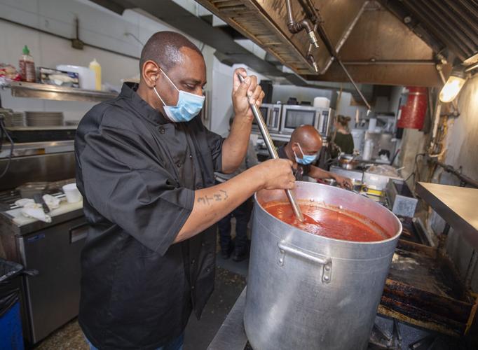 Talk show host Jim Engster dishes dates at DiGiulio's: Baton Rouge ...