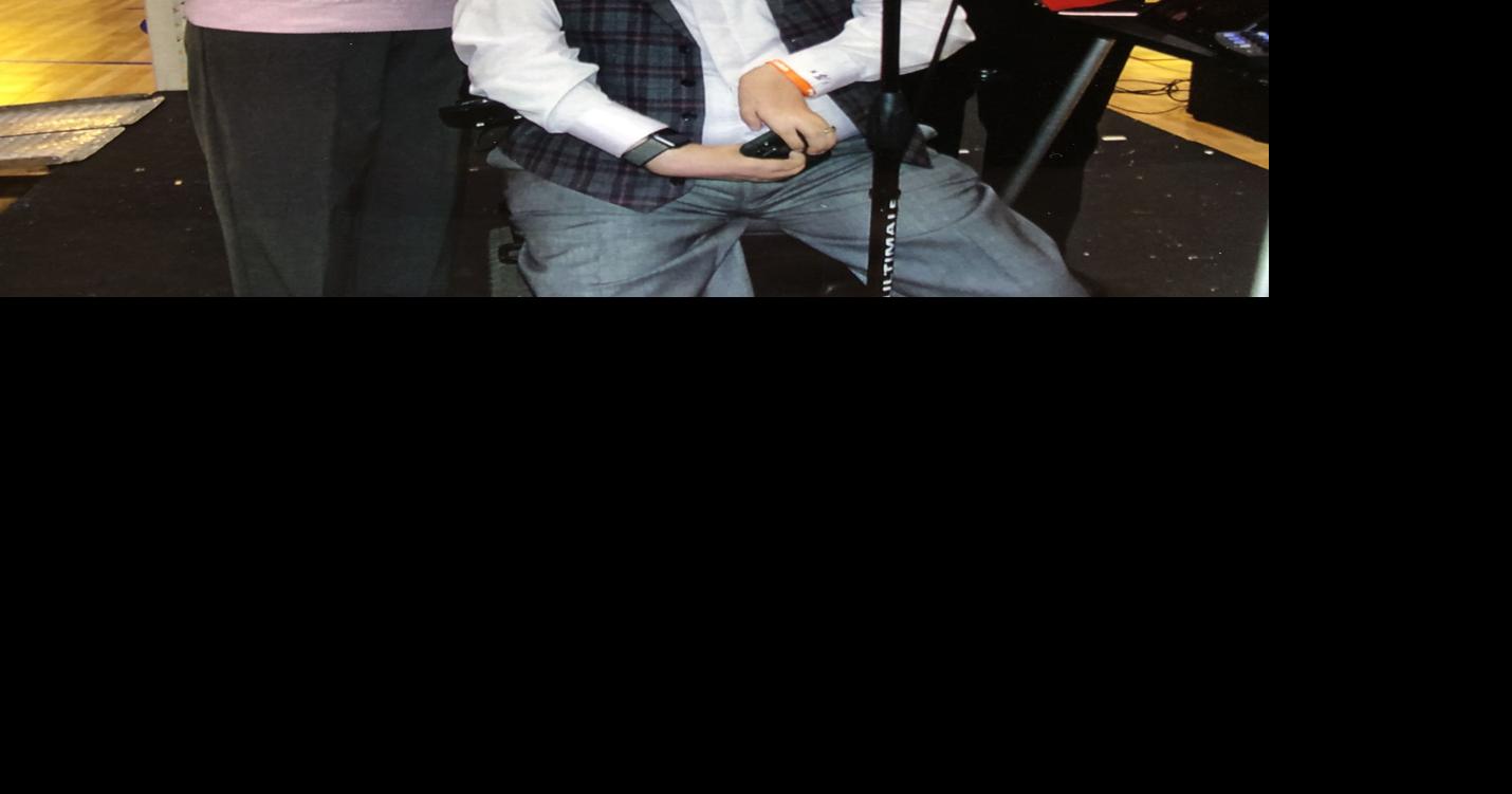 Prime Timers of Zachary host singer for Christmas gathering | Zachary ...