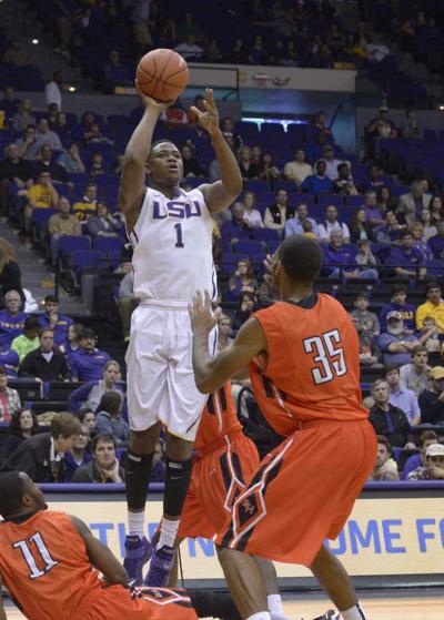 Jarell Martin, Tigers on six-game streaks | LSU | theadvocate.com