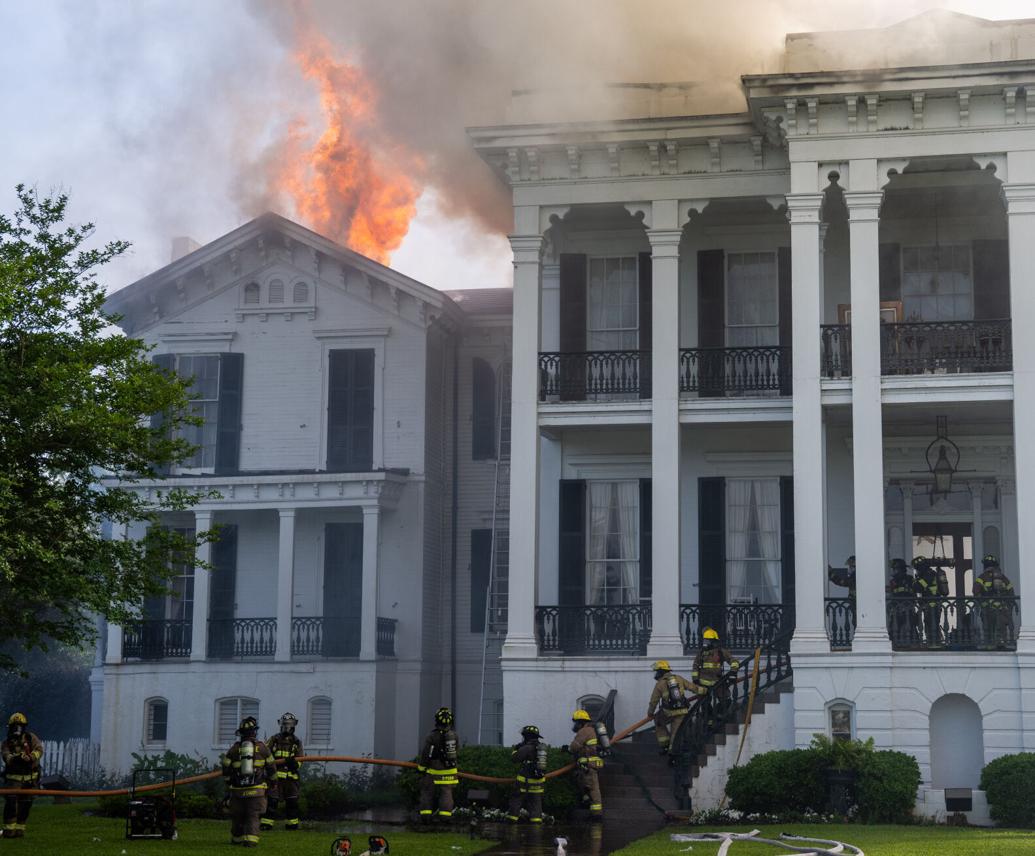 See photos, video of Nottoway plantation destroyed by fire | News ...
