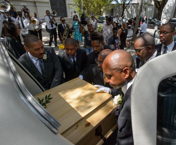 Photos: Jazz procession follows funeral of famous musical family ...