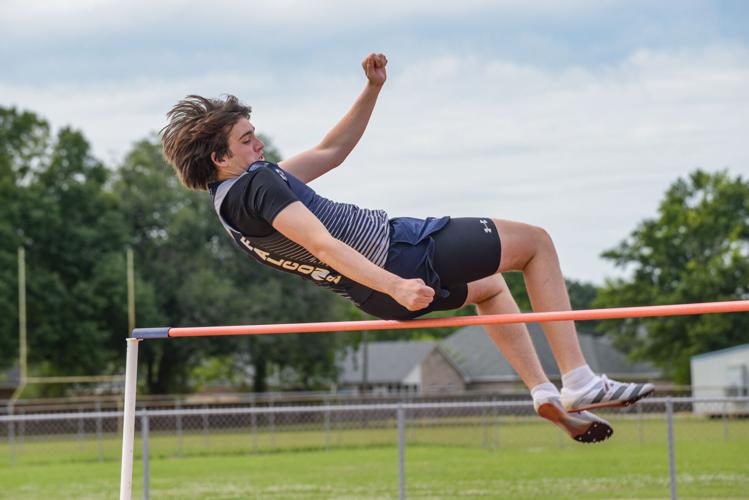 Check out how the 6-B district track boys crown was decided | High ...