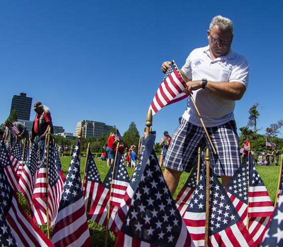 Blue Star Mothers to plant flags at Louisiana State Capitol ...