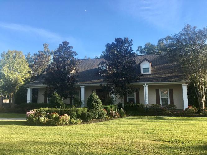 Gardens, commerical landscapes honored by Gonzales Garden Club ...