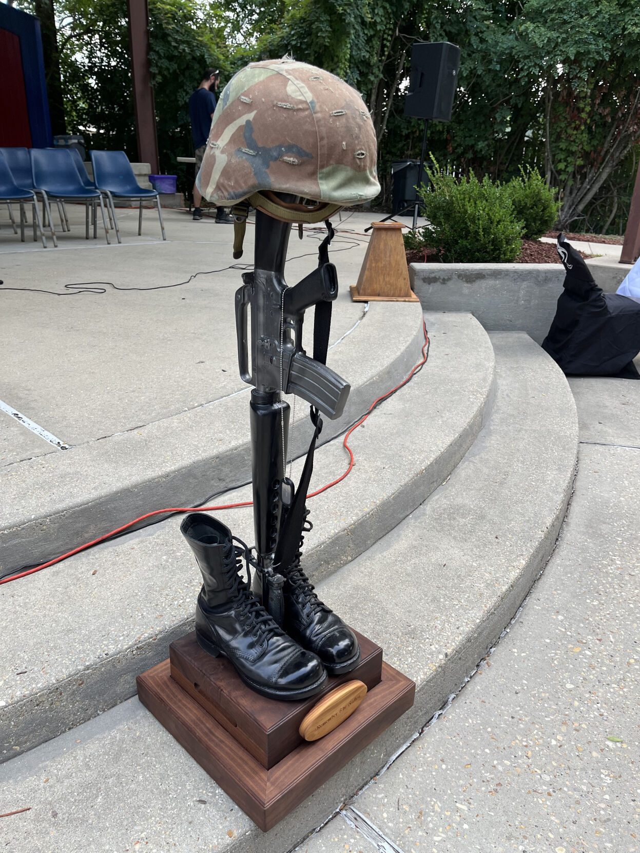 Speakers honor those who died while serving in the military during ...