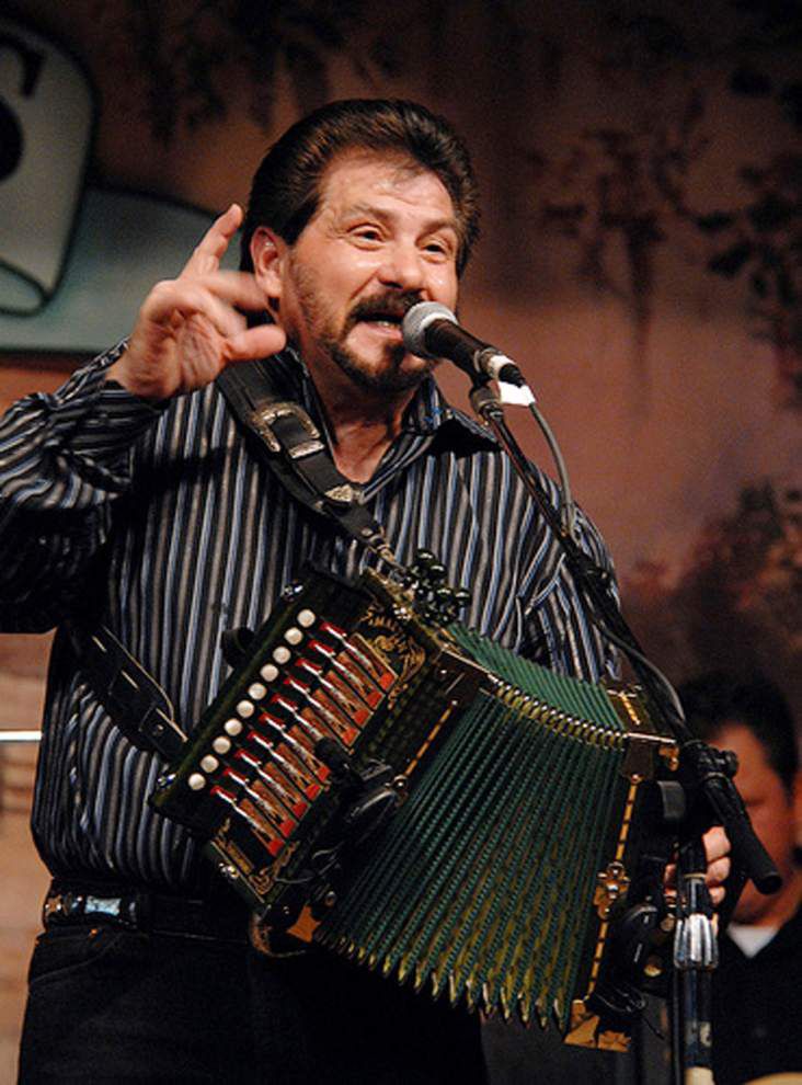 Jo-El Sonnier dies at age 77 after Texas concert: Generous musician ...