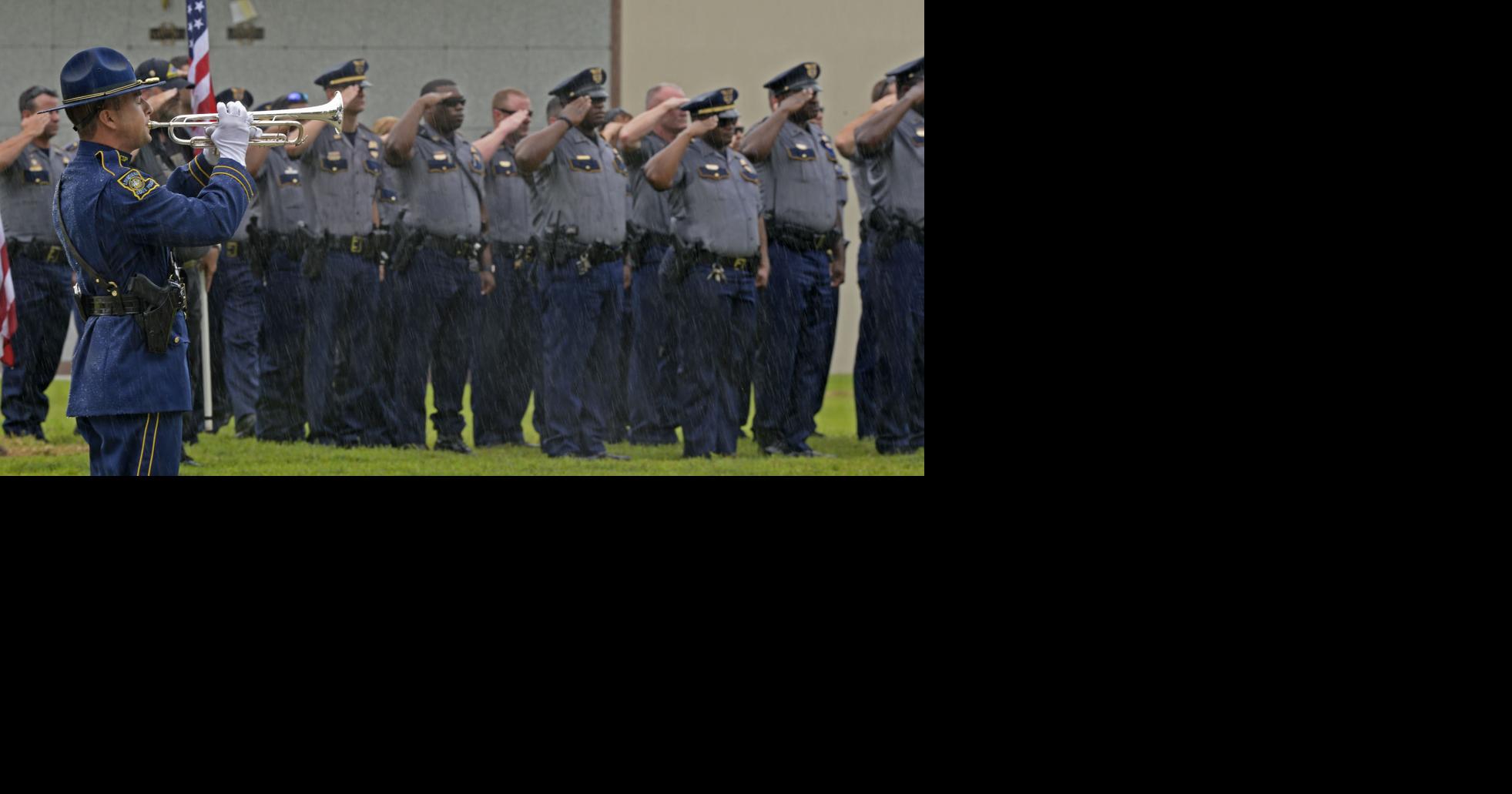 Photos Baton Rouge Community Pays Final Respects To Officer Montrell
