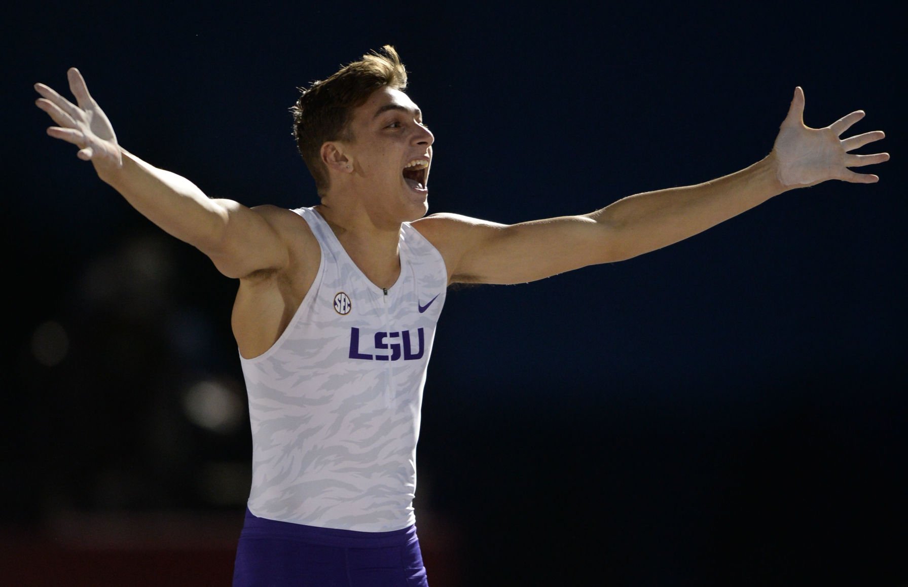 Will he stay, or will he go (pro)? LSU pole vault star Mondo Duplantis ...