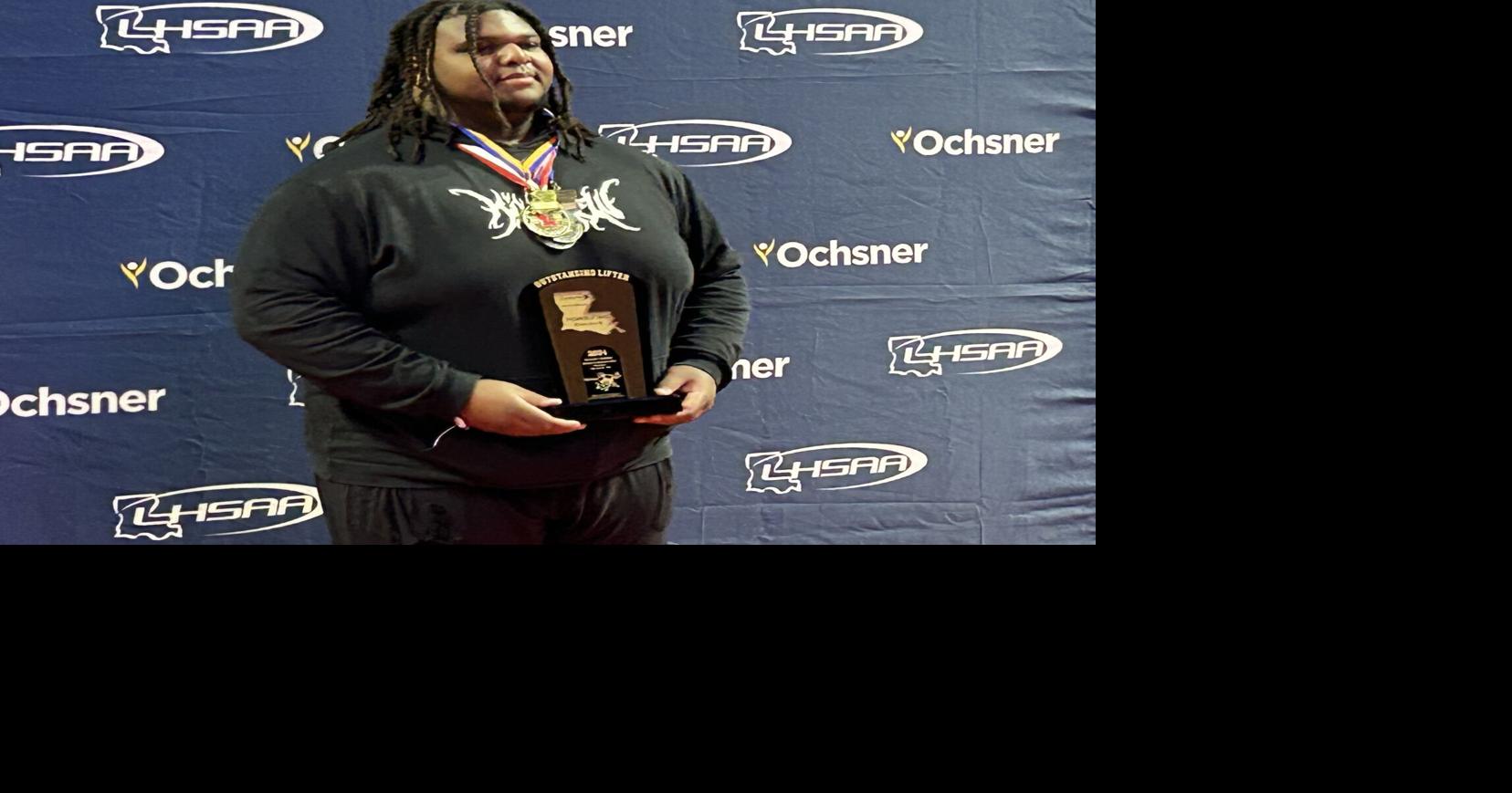 Louisiana high school powerlifter squats record 900 pounds | Sports ...
