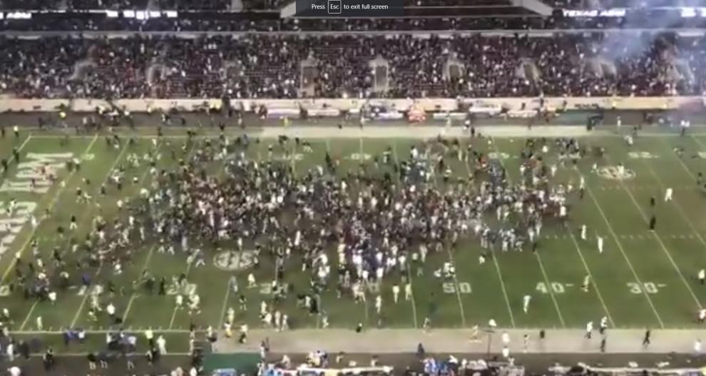 Video: Texas A&M fans storm field after insane, 7 overtime win over LSU ...
