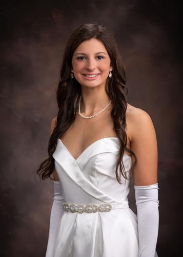 Les Brigands de Lafitte honors court at queen's luncheon ...