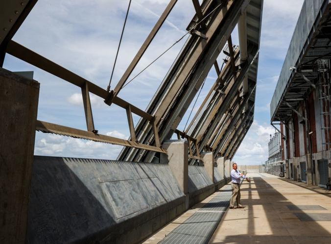 Hunt for corrosion causes in New Orleans flood protection | Environment ...