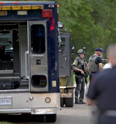 Latest: Robbery suspect in 8 1/2-hour Prairieville standoff also ...