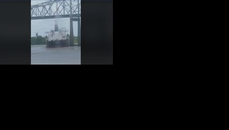 Watch: Tanker ship hits Sunshine Bridge, which has since reopened; see ...