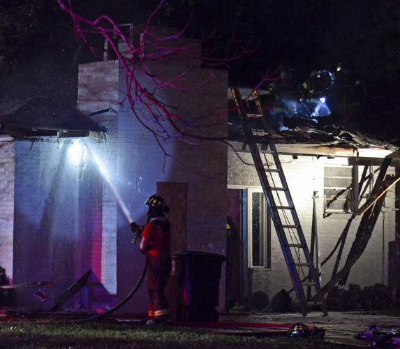 Baton Rouge firefighters battle house fire on Parkview | News ...