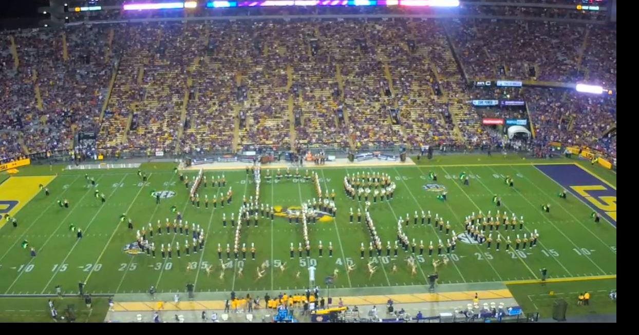 When LSU band plays 'The Office' theme song, show's stars shout 'Geaux ...