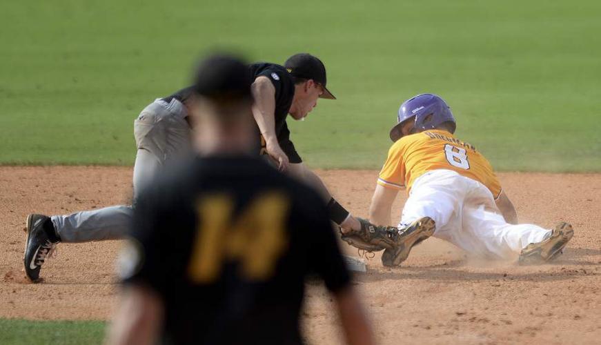 Photos: Experience the elation of LSU’s extra-inning drama Sunday ...