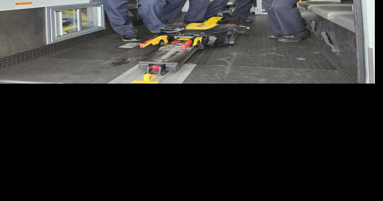 Teen EMS explorers spend weekends responding to emergencies | Louisiana ...