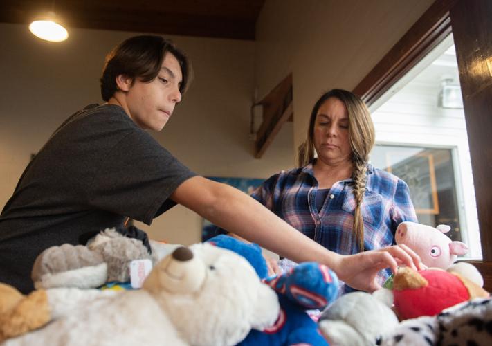 La. teen provides stuffed animals for children during trauma ...