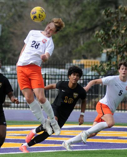 Catholic edges Denham Springs 3-1 in boys soccer semifinal | High ...