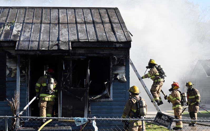 Neighbor saves Lafayette woman from Frank Street house fire | Crime/Police | theadvocate.com