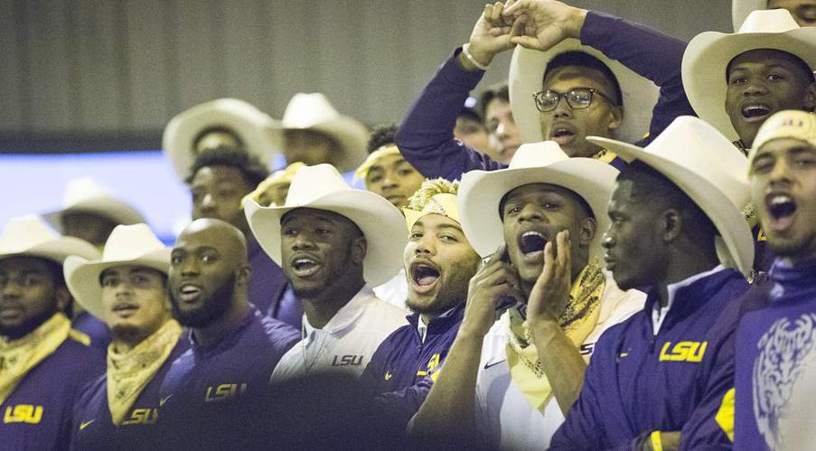 Cowboy hats and rodeo games, LSU Tigers get into Texas spirit during ...