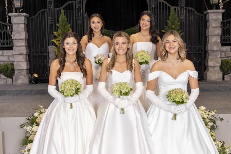 Baton Rouge Charity Ball Association presents debutantes ...