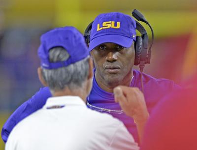 Coach Corey Raymond to stay with LSU football team despite interest ...