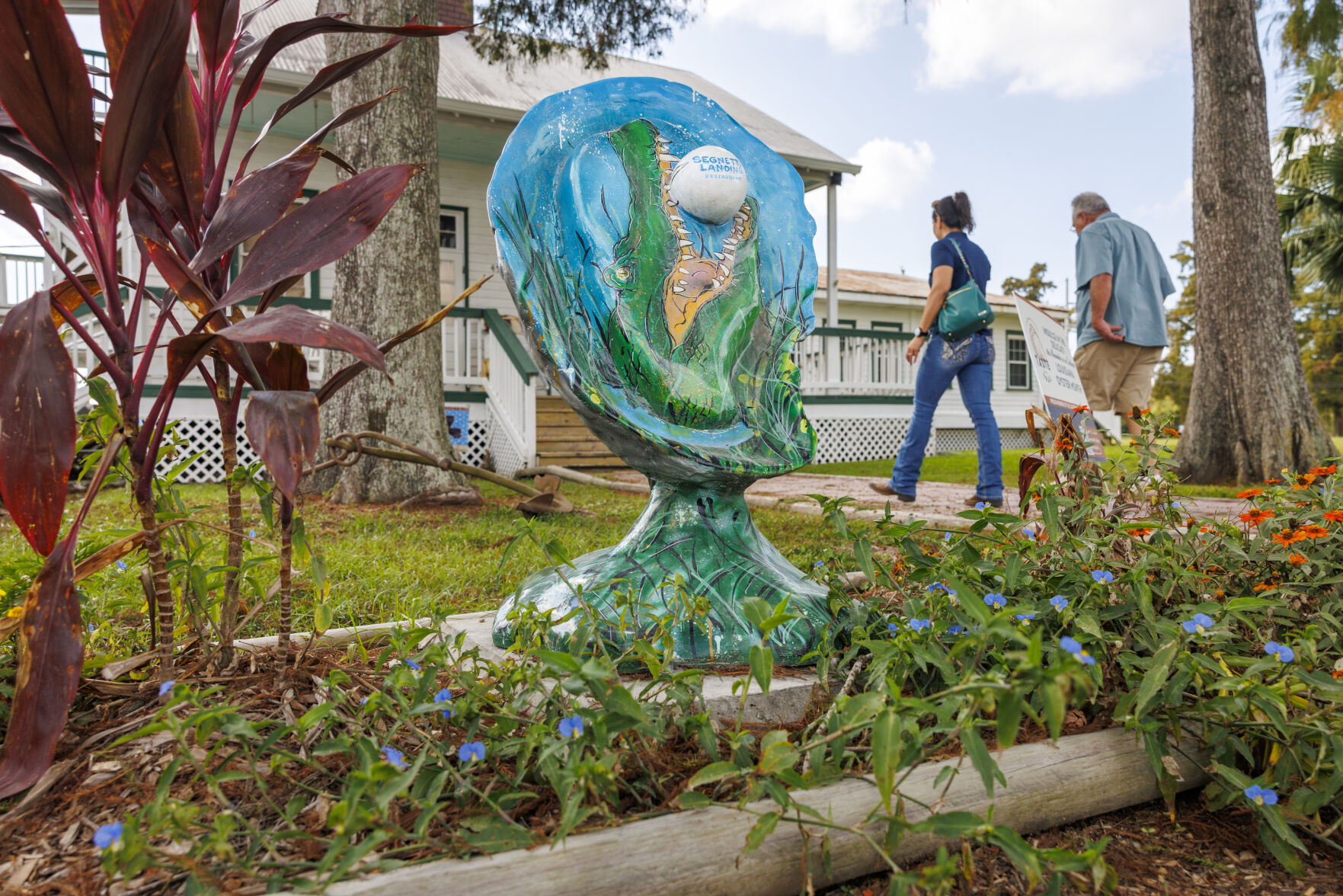 NO.gatortown.adv_5921.JPG | | theadvocate.com