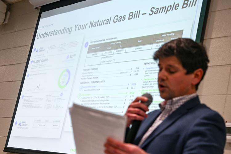 Residents express discontent over gas bills in town hall | Business ...
