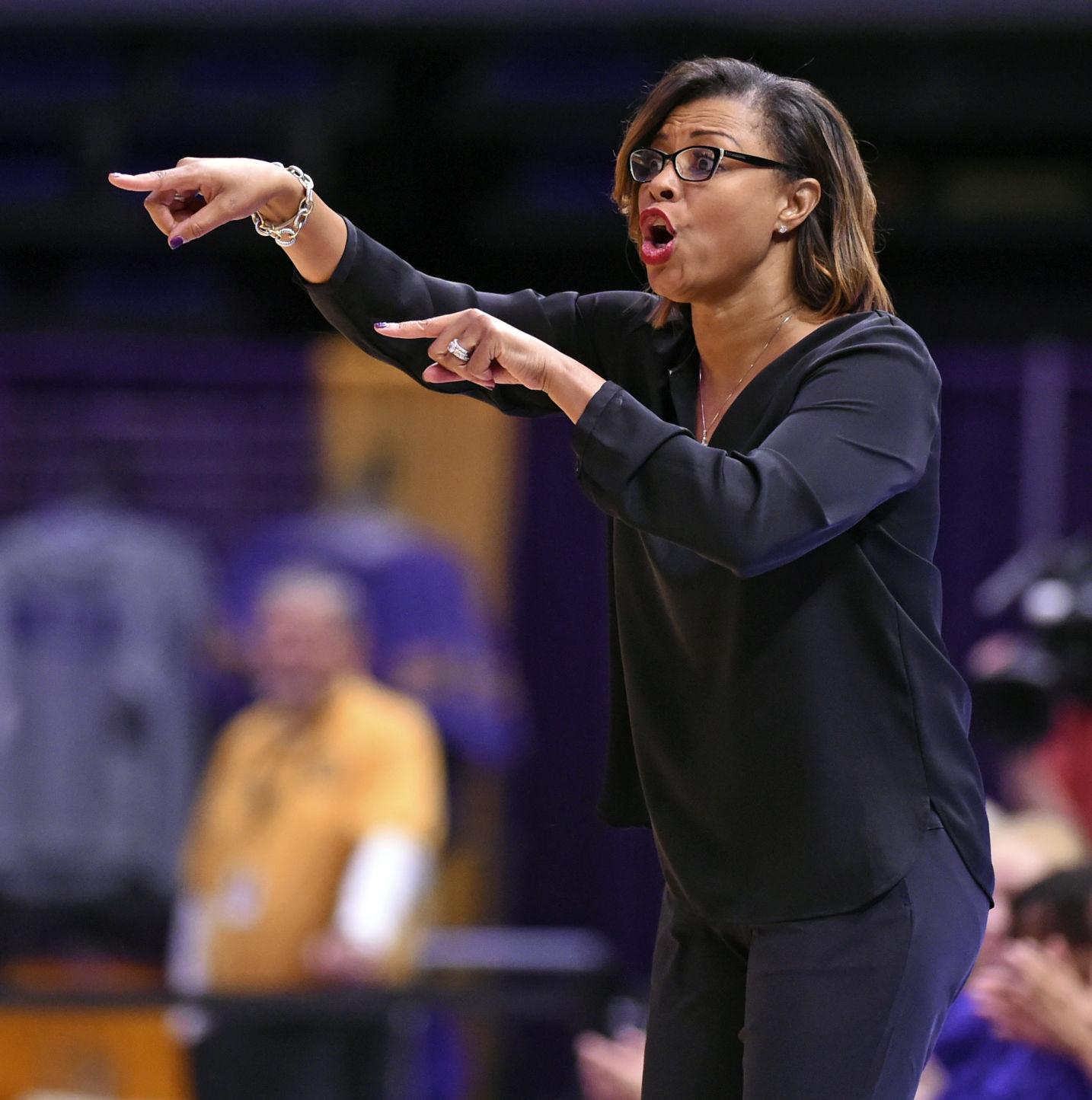 LSU officially announces Nikki Fargas has stepped down as women's ...
