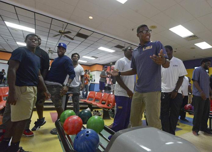 LSU football’s incoming class finds another place to shine | LSU ...