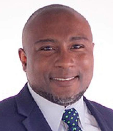 Down to the wire: Collins, Maxie raise about the same amount in special ...