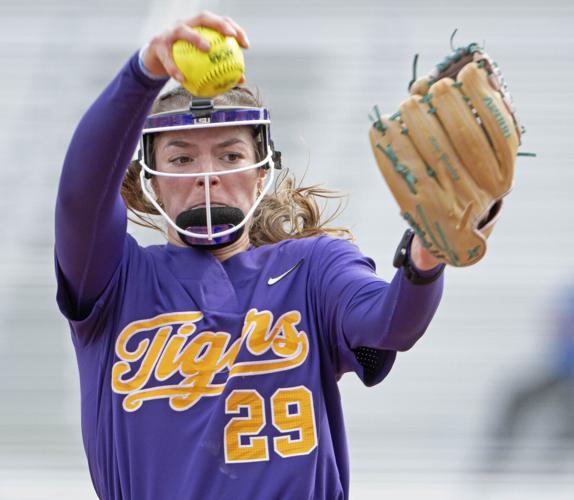 LSU softball wins third straight game against ranked team | LSU ...