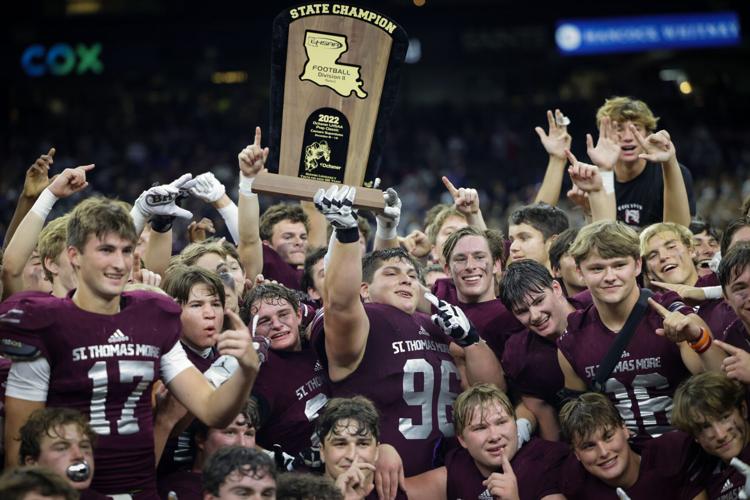 Sam Altmann throws six touchdown passes to lead STM over LCA | High ...