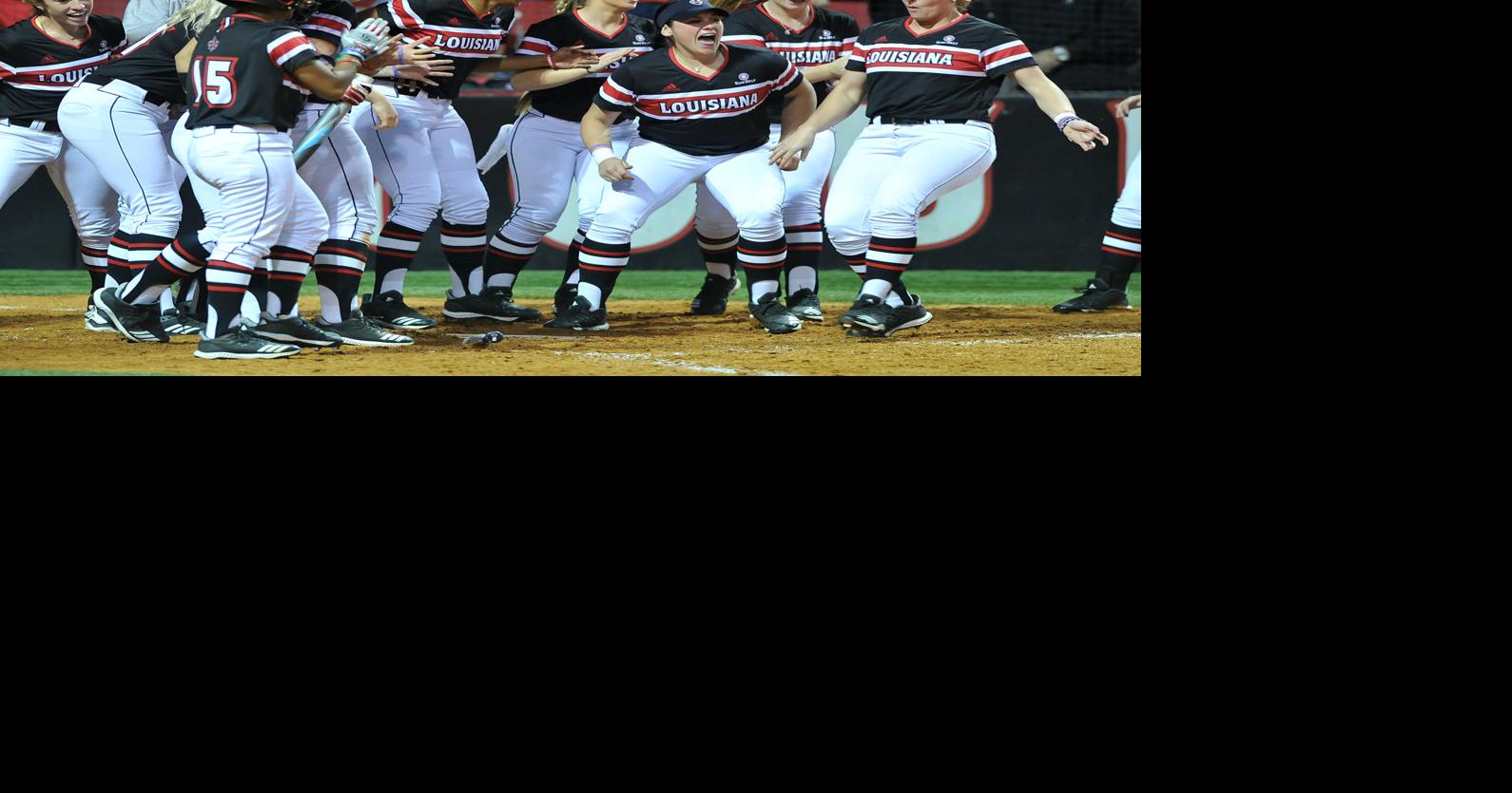 After tragedy, UL-Lafayette softball wins 1st game of season: 'I'm ...