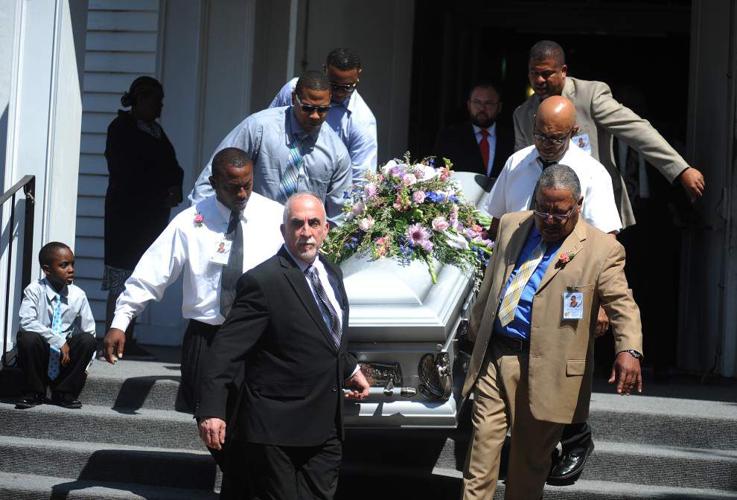 Hundreds mourn loss of Sunset police officer, killed along with ...