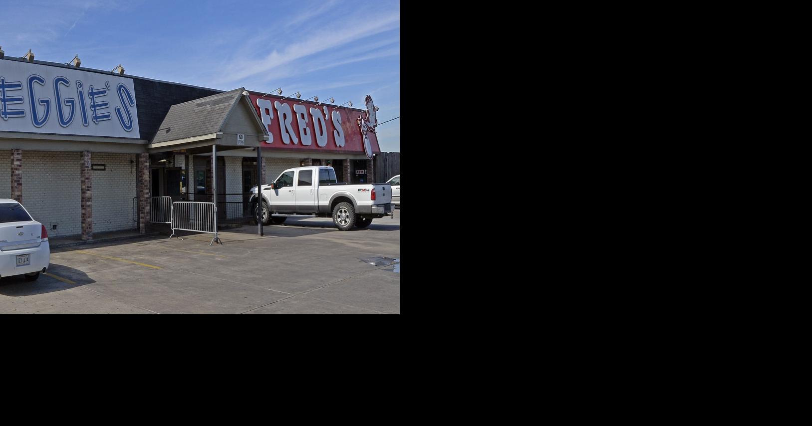 Reggie's bar in Tigerland ordered to close temporarily again; here's ...
