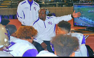 Jerry Phillips era kicks off as Easton tangles with Jesuit in Thursday ...