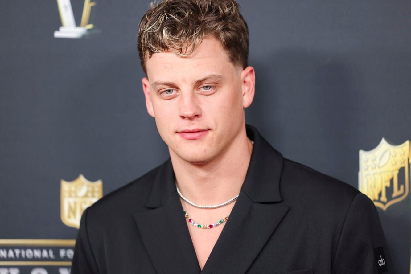Joe Burrow wins NFL Comeback Player of the Year award | LSU ...
