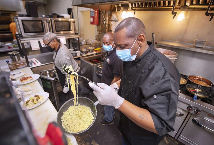 Talk show host Jim Engster dishes dates at DiGiulio's: Baton Rouge ...