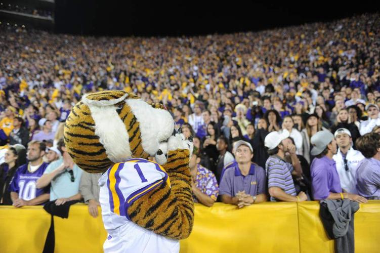 Survey: SEC football players say LSU's Tiger Stadium favorite stadium ...