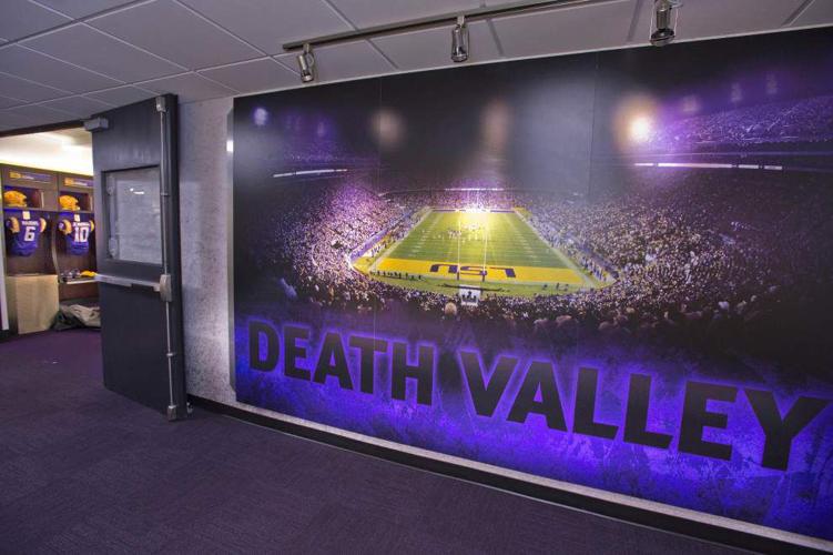 Look inside LSU locker room: Pristine helmets, perfect lockers, search ...