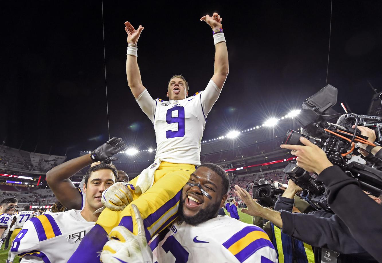 Watch: LSU QB Joe Burrow gets carried off field, dances in locker room ...