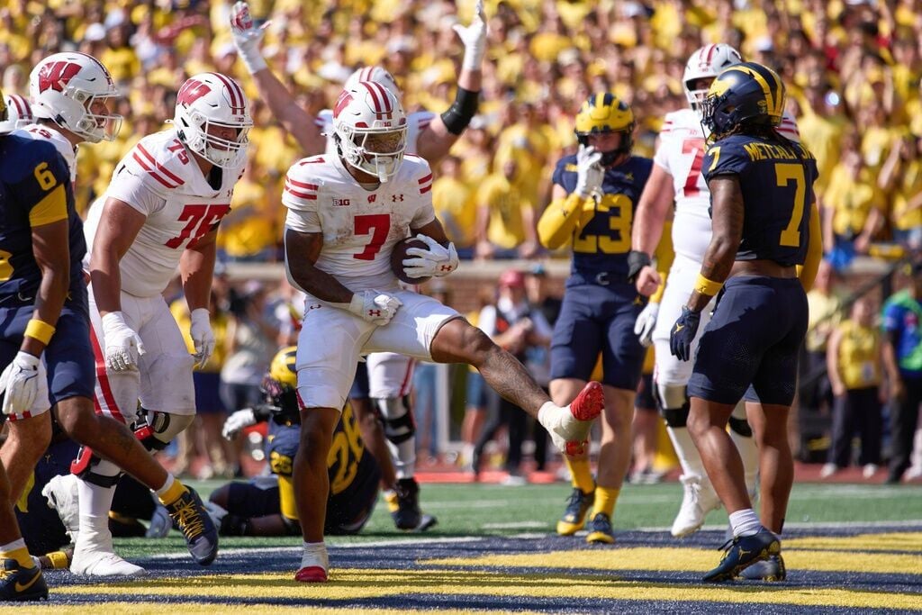 LSU football lands Dilin Jones, Wisconsin running back | LSU ...